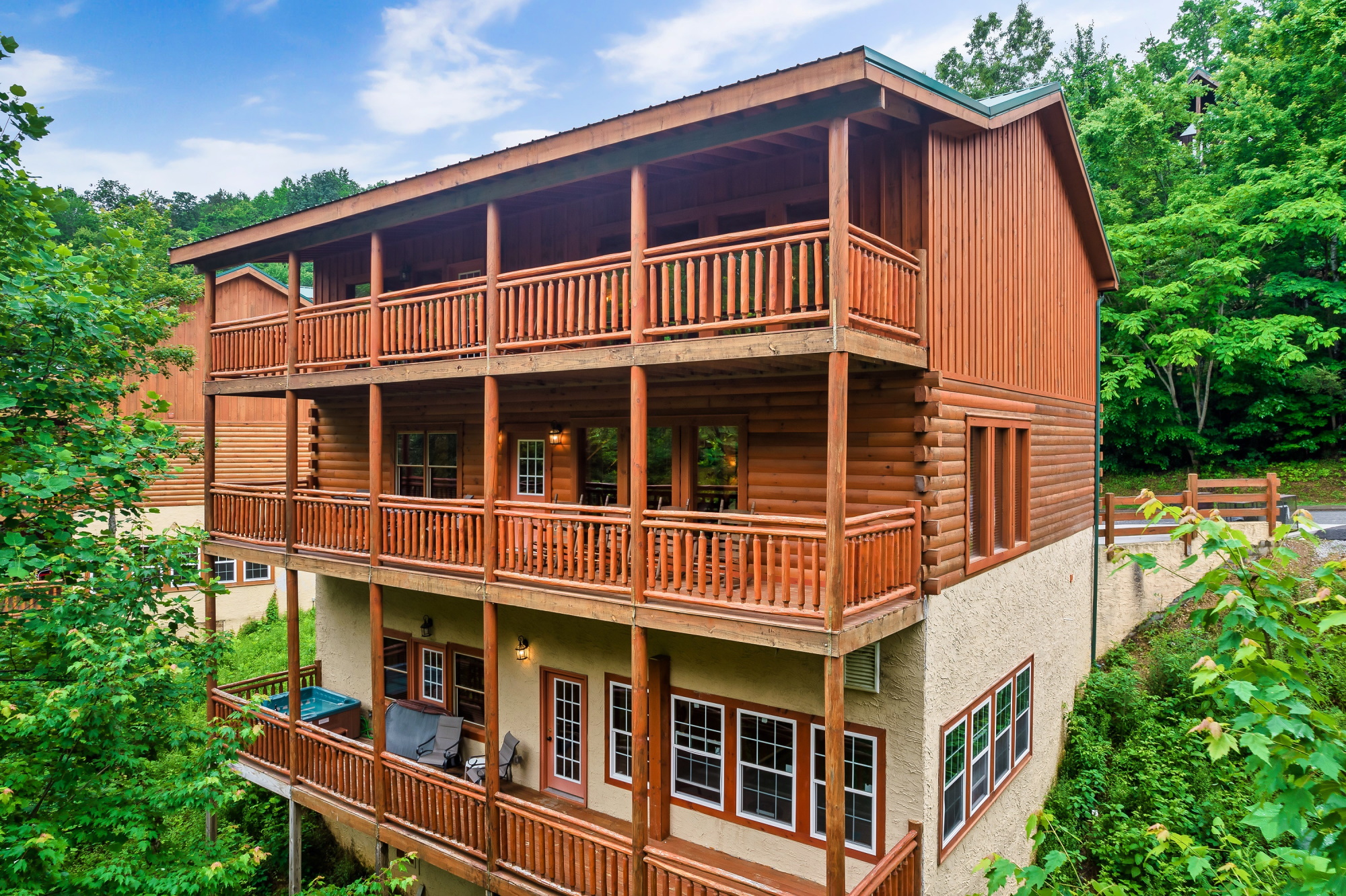 Grizzly Bears Resort - Perfect getaway for large groups with Private ...