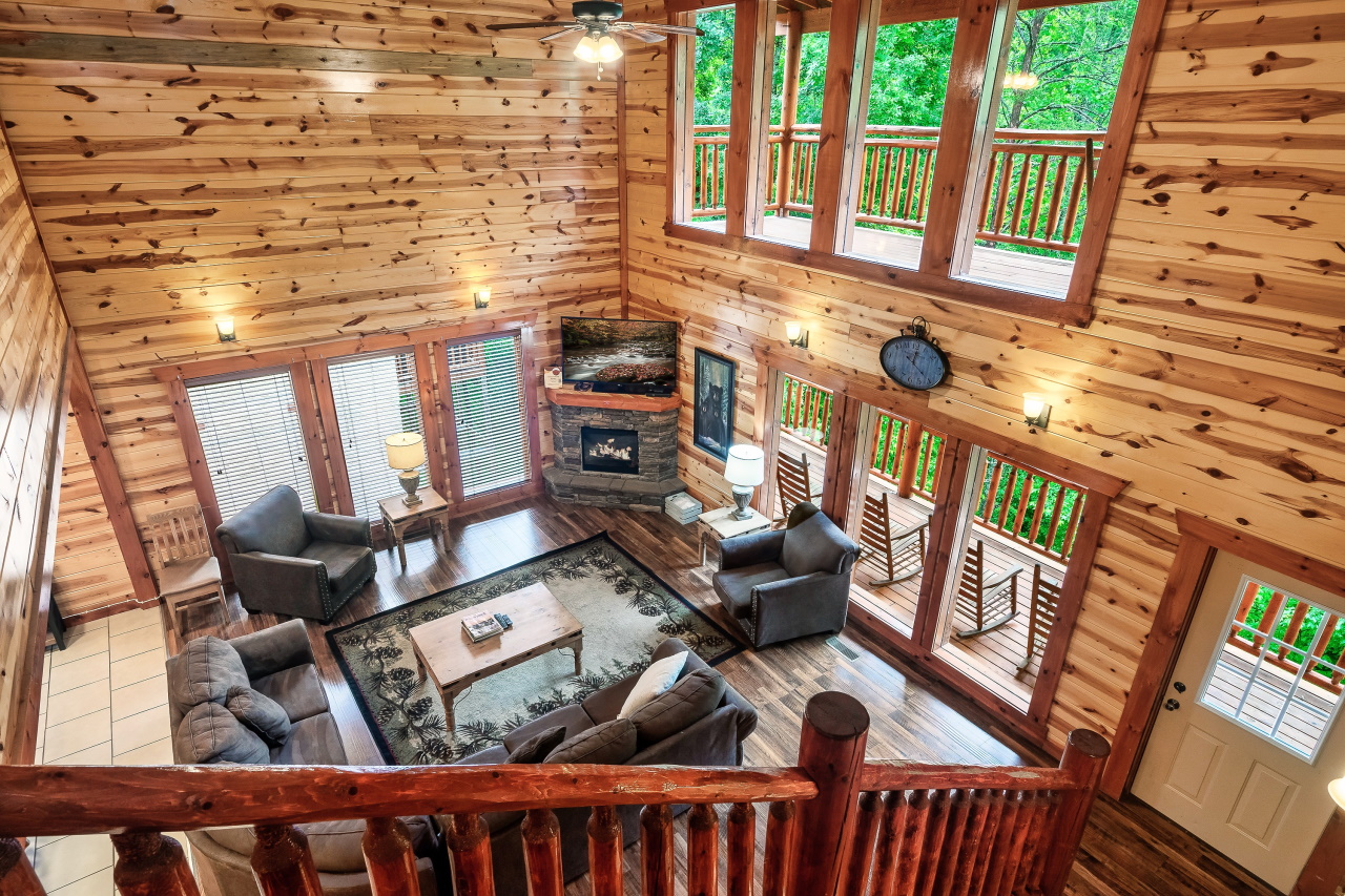 Grizzly Bears Resort - Perfect getaway for large groups with Private ...